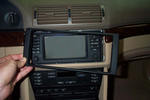 DIY AUX Input Installation for BMW NAV System – iPod Integration via ...